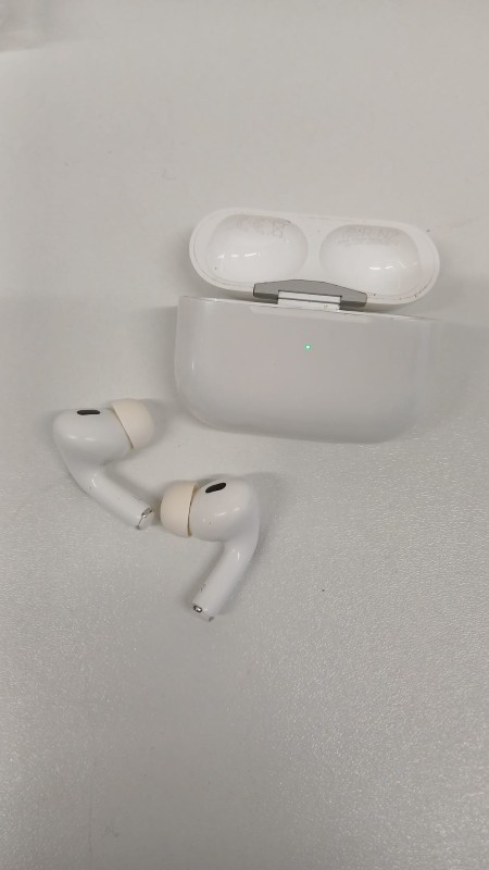Apple, Airpod Pro 2nd Gen Usbc A2968 White | 045700043311 | Cash Converters