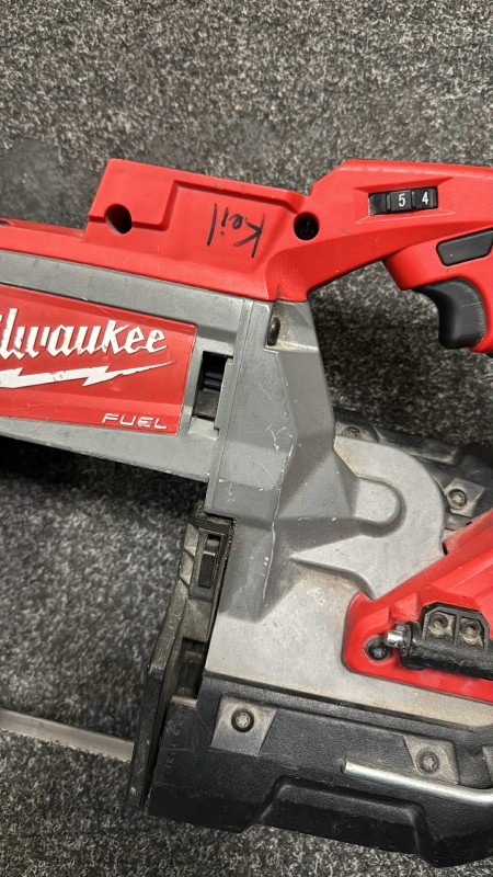 Band Saw Milwaukee Cordless Band Saw | 030600168274 | Cash Converters