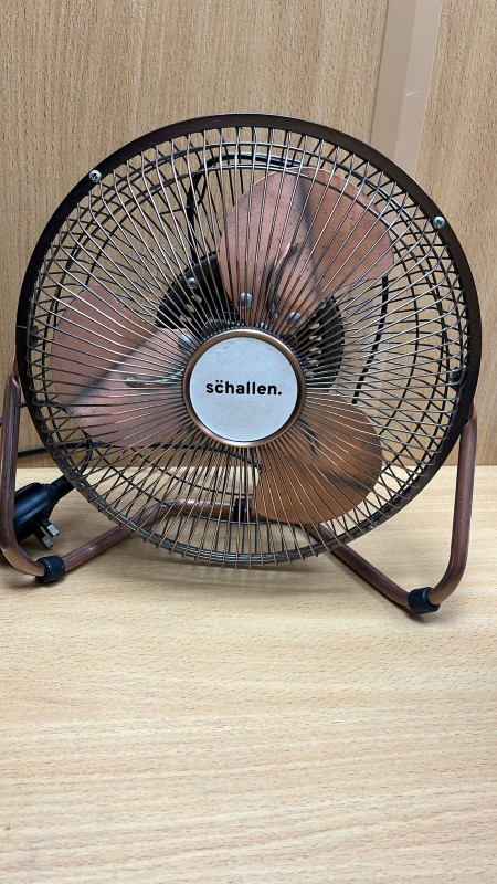 Schallen Desk Fan Gold | 045800079309 | Cash Converters