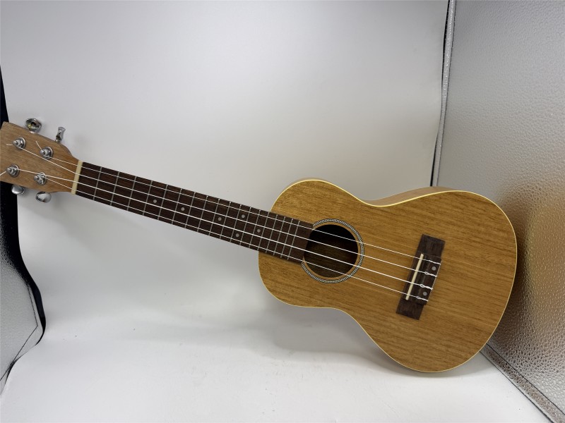 Unbranded Ukulele Brown | 020700390451 | Cash Converters