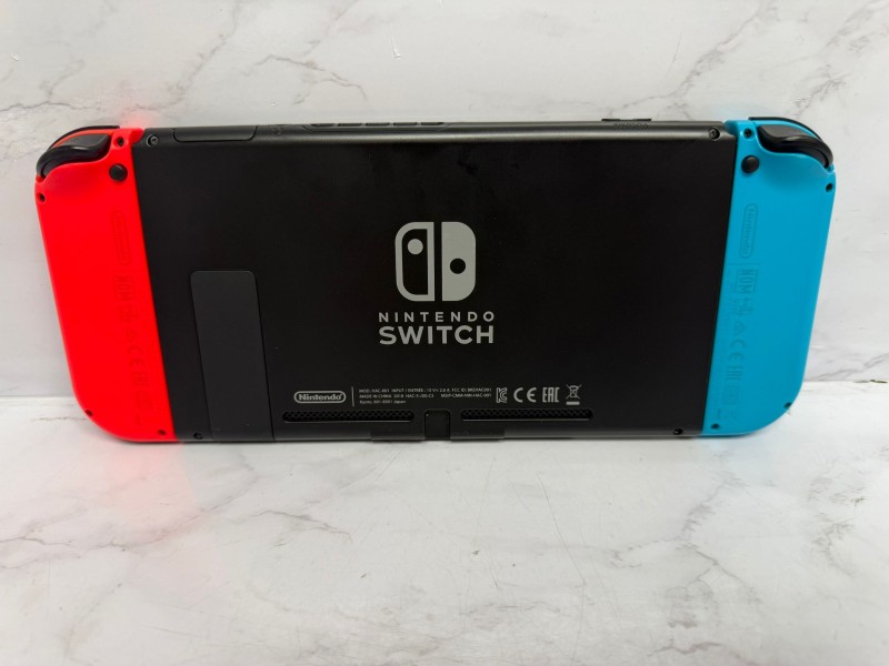 Nintendo Switch 32GB Black | 049100365789 | Cash Converters