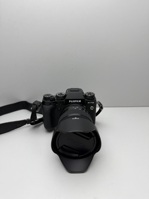 Fujifilm X-T2 With Fujinon Xf16-80Mmf4 R Ois Wr Acc: Bag, Charger, 2X ...