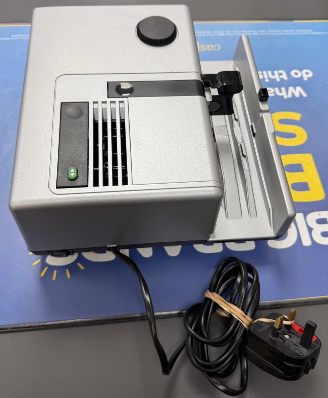 Novamat E 150 Autofocus | 033400132440 | Cash Converters