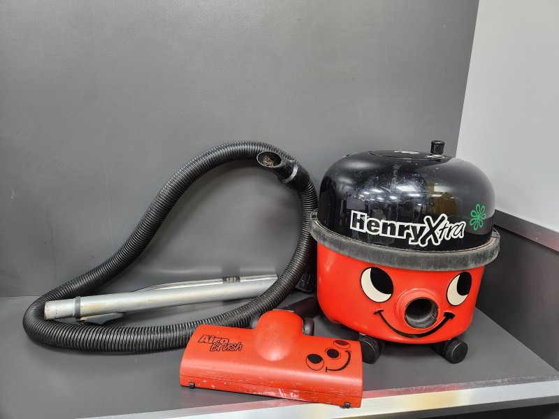 Numatic Henry Xtra Vacuum Cleaner Red | 049500124691 | Cash Converters