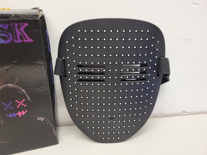 Led Light Face Mask. | 038600328185 | Cash Converters