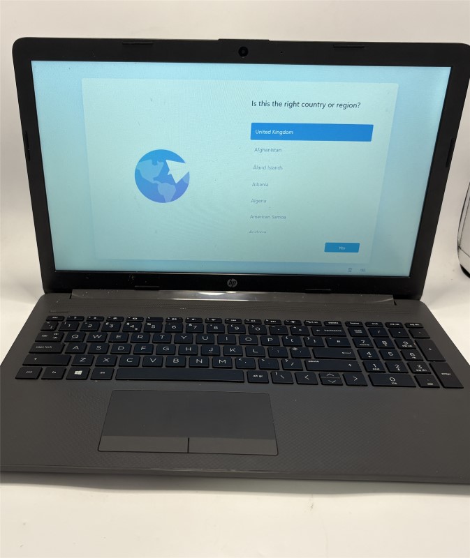 HP 255 G7 Notebook PC AMD Athlon Silver 3050U With Radeon Graphics @ 2 ...