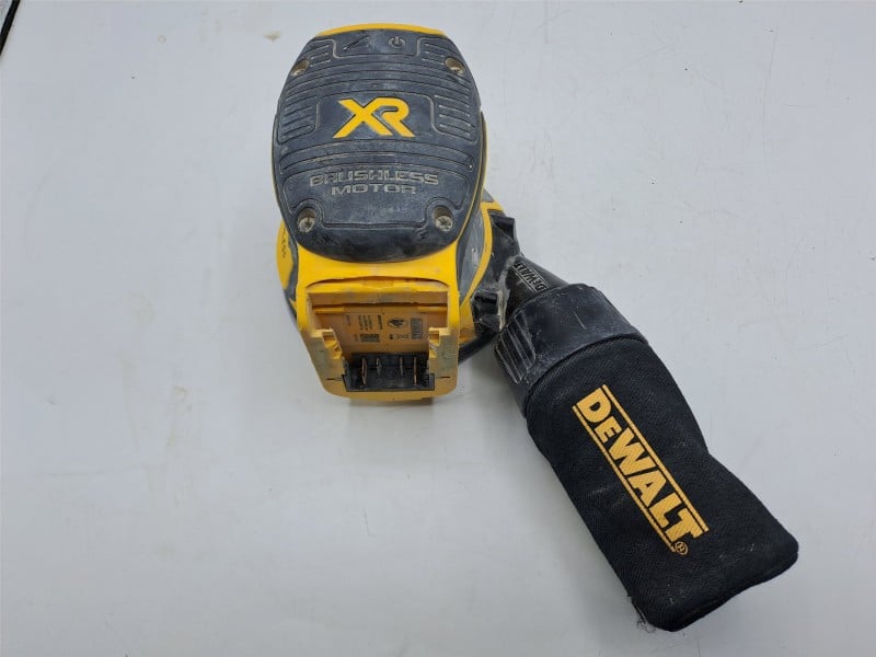 Sander Pad Dewalt Dcw210 | 044600119967 | Cash Converters