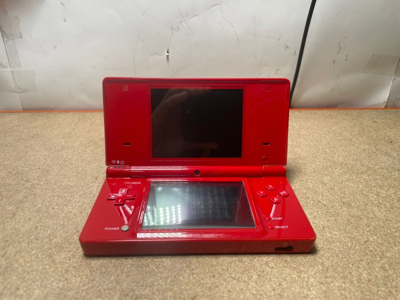 Nintendo DS Red | 046800069535 | Cash Converters