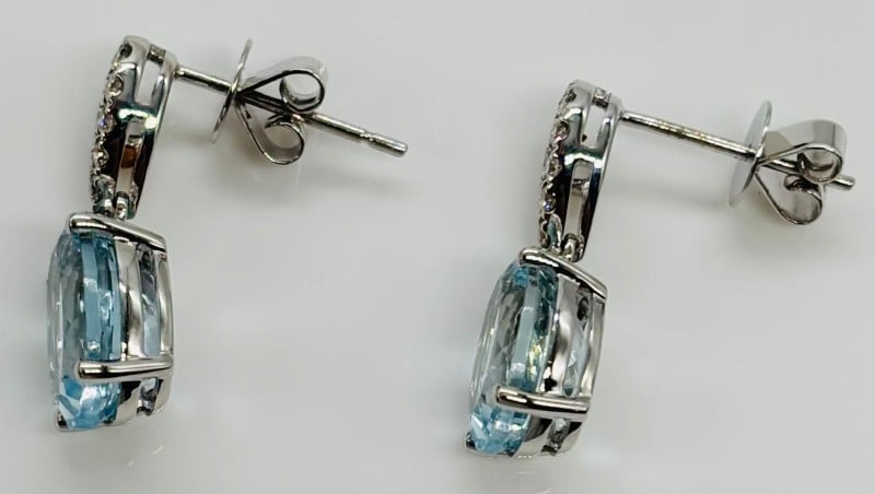 18Ct Aquamarine & Diamonds With Identification Certificate White Gold ...
