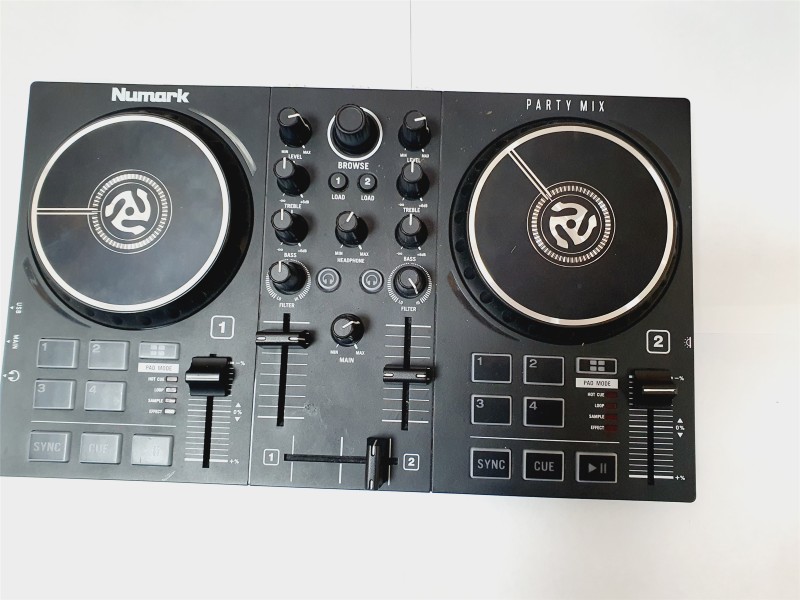 DJ Mixer Numark | 046900119002 | Cash Converters