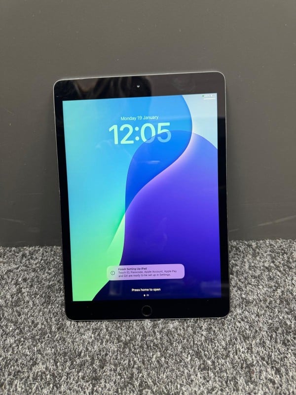 Apple iPad 7th Gen iPad 7th Gen 32GB Silver | 059500005547 | Cash ...