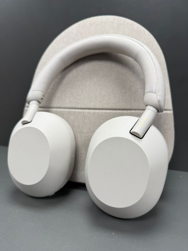 Sony 1000X Series Headphones Silver | 047700184565 | Cash Converters