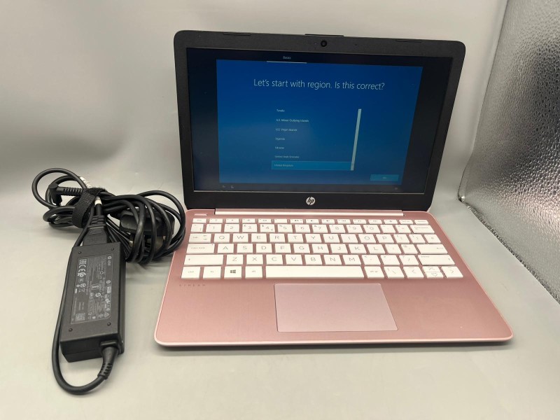 HP Stream 11-Ak0000 - N4000 - 2GB Ram - 32GB SSD - 11"N - W10 Silver ...