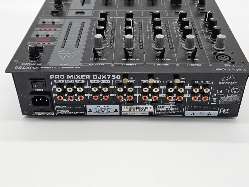 Audio Mixer Behringer | 044800136839 | Cash Converters