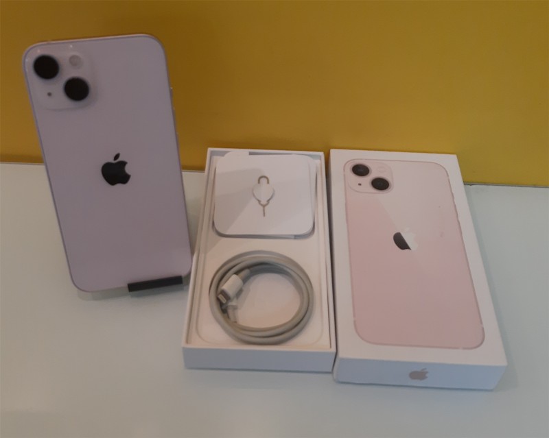 Apple iPhone 13 A2633 256GB Pink | 027200148720 | Cash Converters