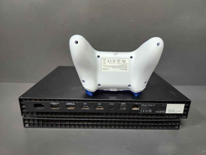 Xbox One X 1TB Home Gaming Console Xbox One X 1TB Black | 049500125943 ...