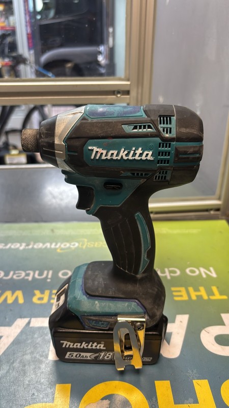 Makita, Dtd152, 18V Impact Driver With 5.0Ah Battery And Charegr ...
