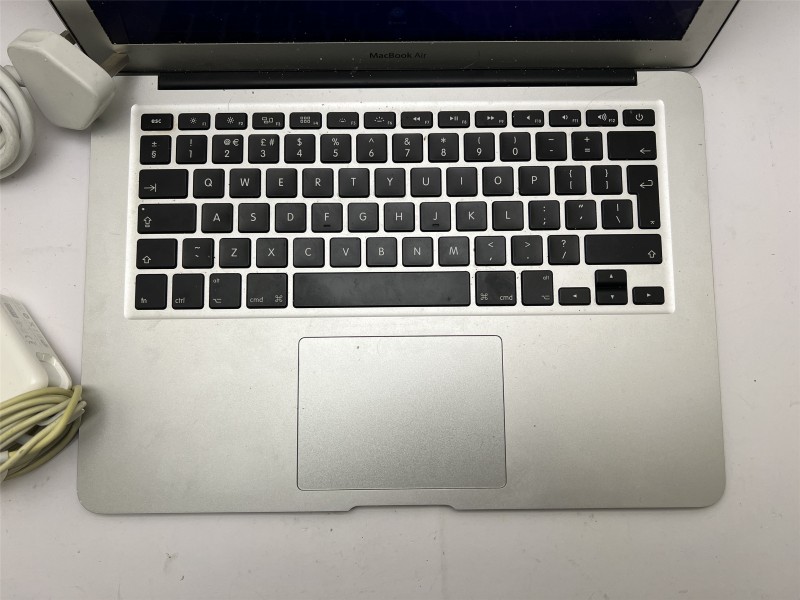 Apple Macbook Early (2015) 4GB Ram 128GB SSD Intel Core i5 Intel Core ...