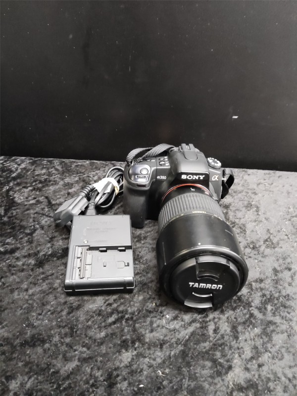 DSLR Camera Sony Alpha 350 + Tamron 70-300mm 1:4-5.6 Lens ...