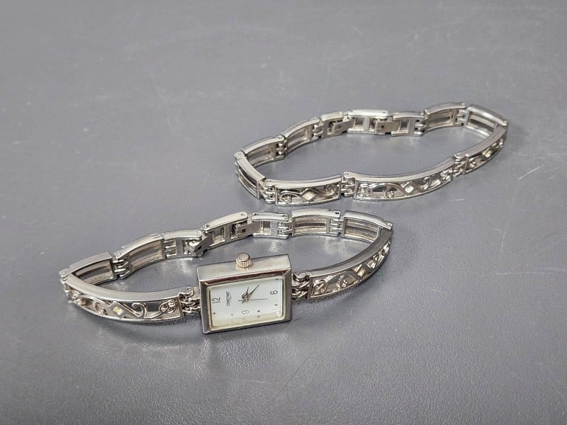 Constant Watch Ladies Watch And Bracelet Set | 049500125512 | Cash ...