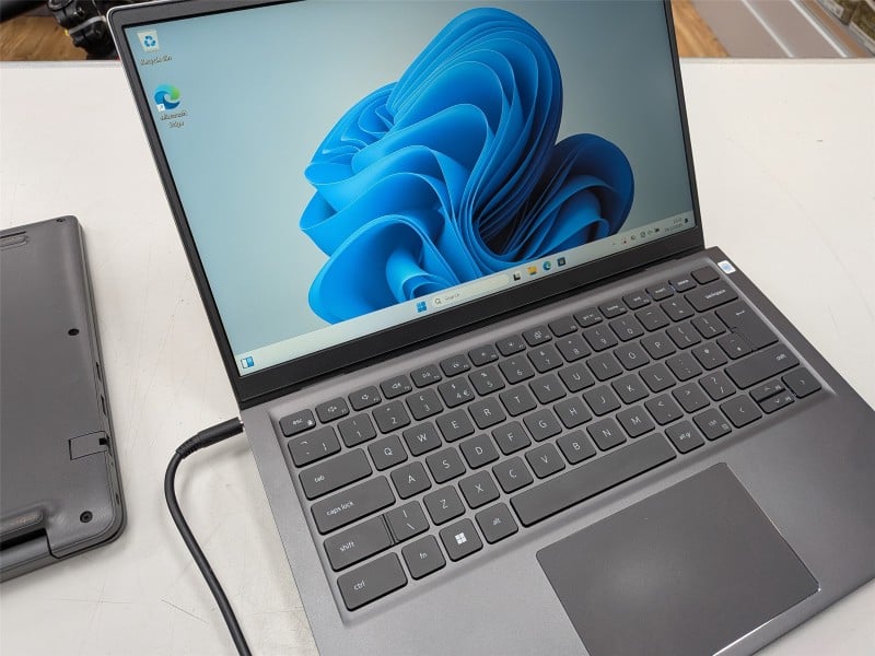 Dell Vostro 14 5410 Intel Core i5 8GB 256GB HDD Grey | 039600422157 ...