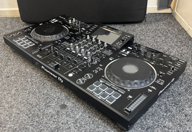 DJ Mixer Pioneer | 046600086617 | Cash Converters
