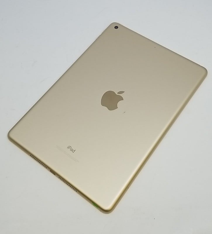 Apple iPad 5th Gen 32GB Black | 030600168665 | Cash Converters