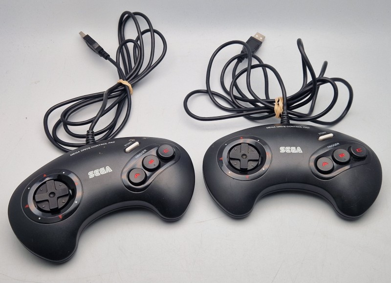 Sega Mega Drive Mini Black | 049700116160 | Cash Converters