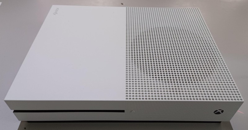 Xbox One S Console, 500GB, White Xbox One S | 039700199717 | Cash ...