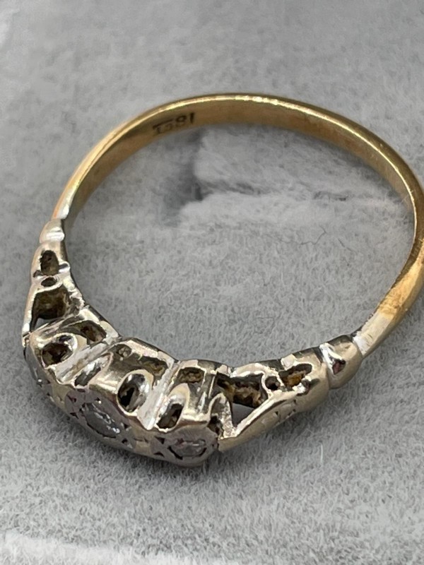 18ct Metal Ladies Diamond Ring Size L | 035400175062 | Cash Converters