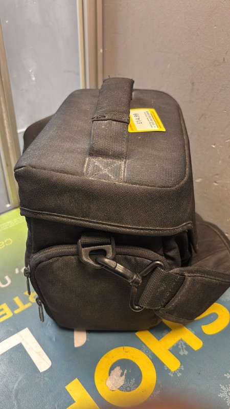 Lowpro, Bag Atlus 160, Black | 046800069643 | Cash Converters