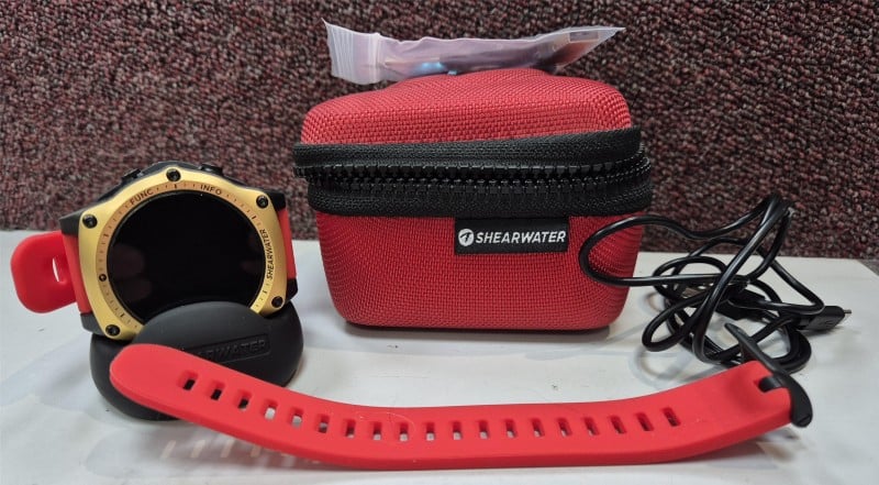 Shearwater 200M Teric 2020 Limited Edition Gold×Red :Jp 0442 Red ...