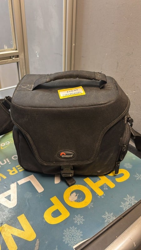 Lowpro, Bag Atlus 160, Black | 046800069643 | Cash Converters