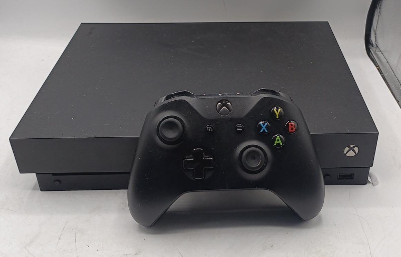 Microsoft Xbox One X 1TB Black | 039700195077 | Cash Converters