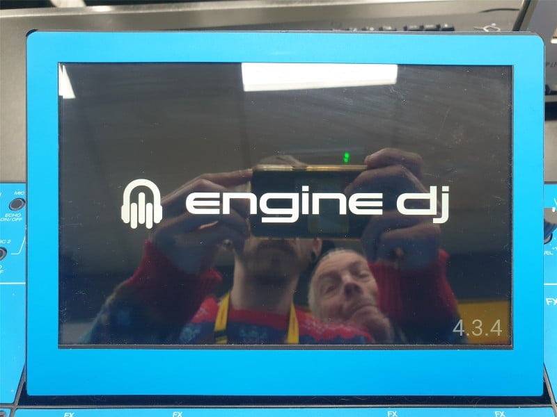 DJ Mixer Denon Dj Prime 4 Standalone System With 10" Touchscreen (Usb ...