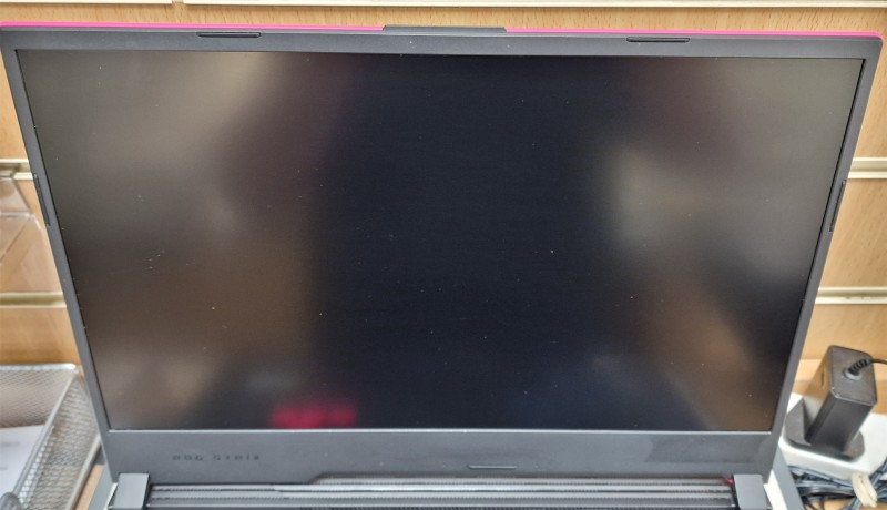 Asus Rog Strix G512l/i7-10750H/16GB Ram/1TB SSD/Rtx2070/15"/W11 (Boxed ...