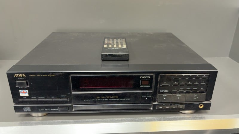 Aiwa Compact Disc Player Xc-700 Black | 049500125370 | Cash Converters