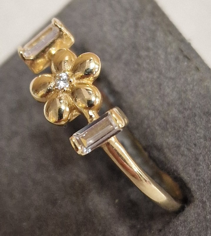 14ct Flower Yellow Gold Ladies Ring Size O½ | 035000158530 | Cash ...