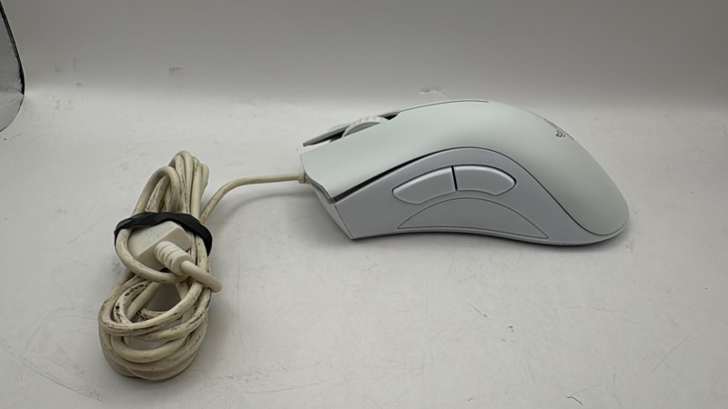 Rz01-0254 Razer Deathadder Essential (White) White | 034300183486 ...