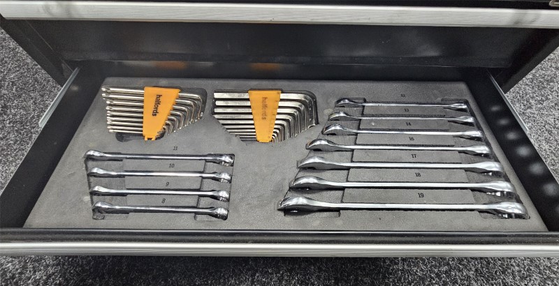 Halfords 2 Draw Tool Chest Black | 016500259908 | Cash Converters