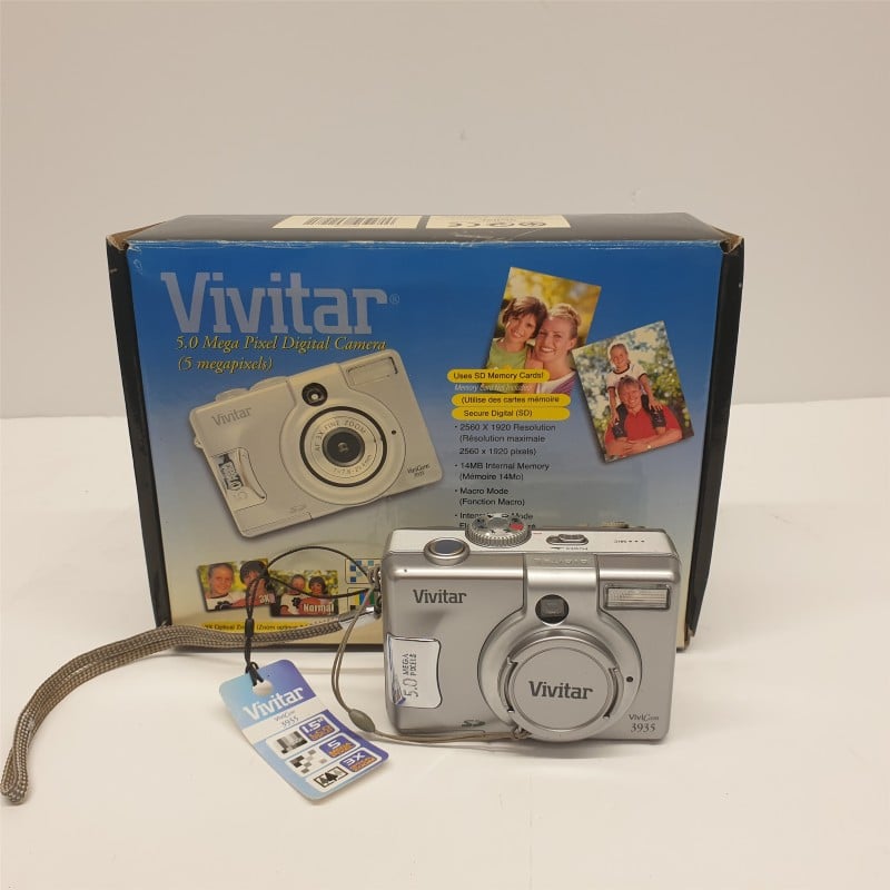 Vivitar 5 Mega Pixel Compact Digital Camera. 5.0 Mp | 038600319682 ...