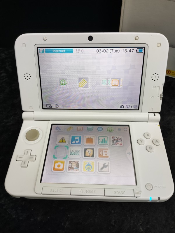 Nintendo 3DS XL White | 035100217905 | Cash Converters