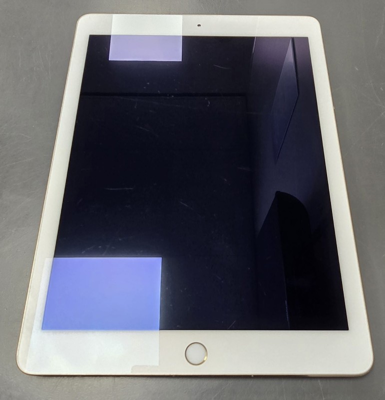 Apple iPad Air 2 16GB Gold | 016500275646 | Cash Converters