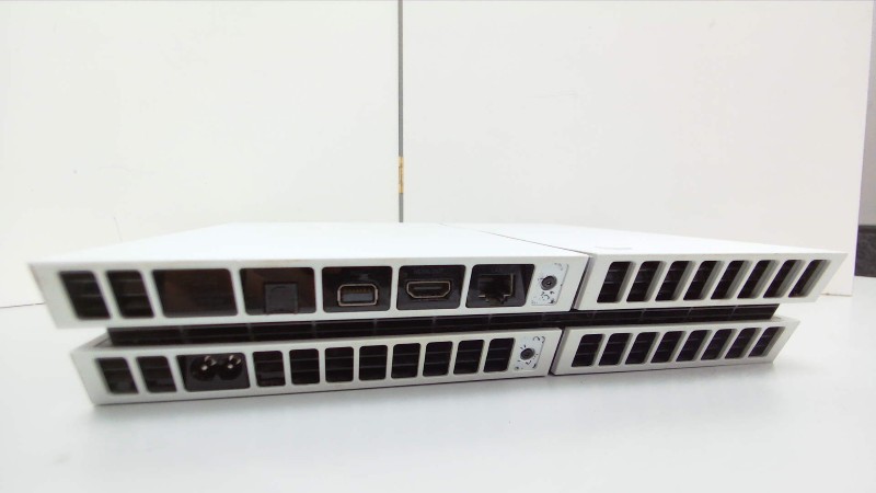 Playstation 4 Console With Controllers And Cables Playstation 4 White ...