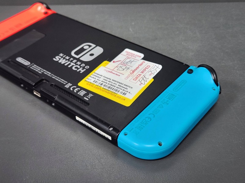 Nintendo Switch Black | 049500132501 | Cash Converters