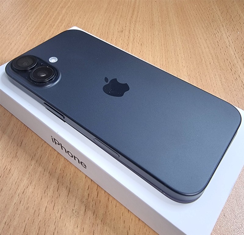 Apple iPhone 16 128GB ***Like New*** Black, Unlocked iPhone 16 128GB ...