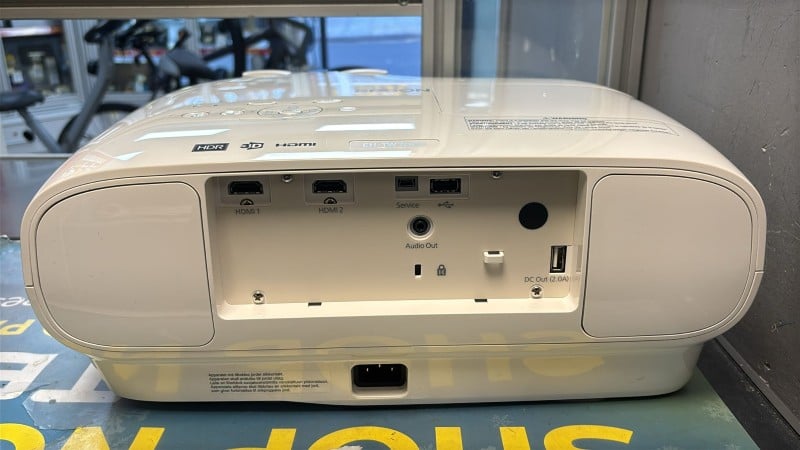 Epson, 4K Pro-UHD, 3000 Lumens, 500 Inch Display, Home Cinema ...