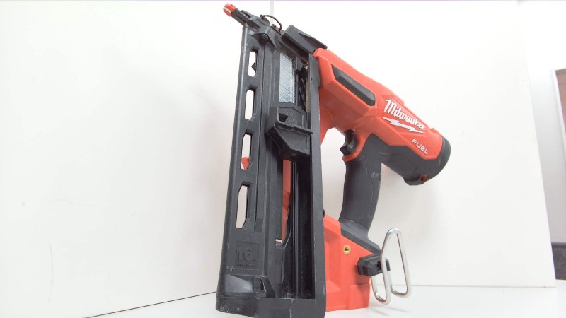 Nail Gun Milwaukee M18fn16ga Body Only | 020800220120 | Cash Converters