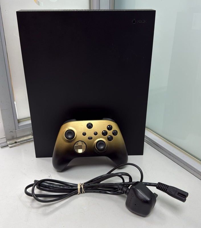 Microsoft, Xbox One X 1TB Black | 044300076775 | Cash Converters