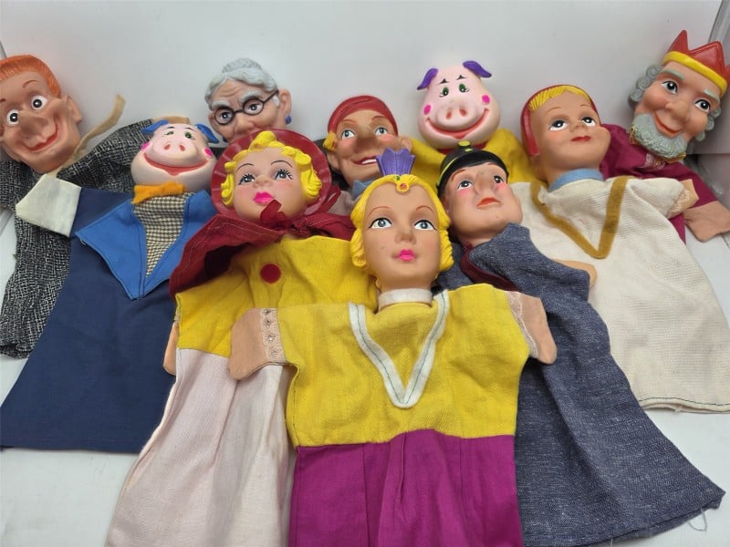 X10 Vintage Punch And Judy Puppets Pink | 030300296234 | Cash Converters